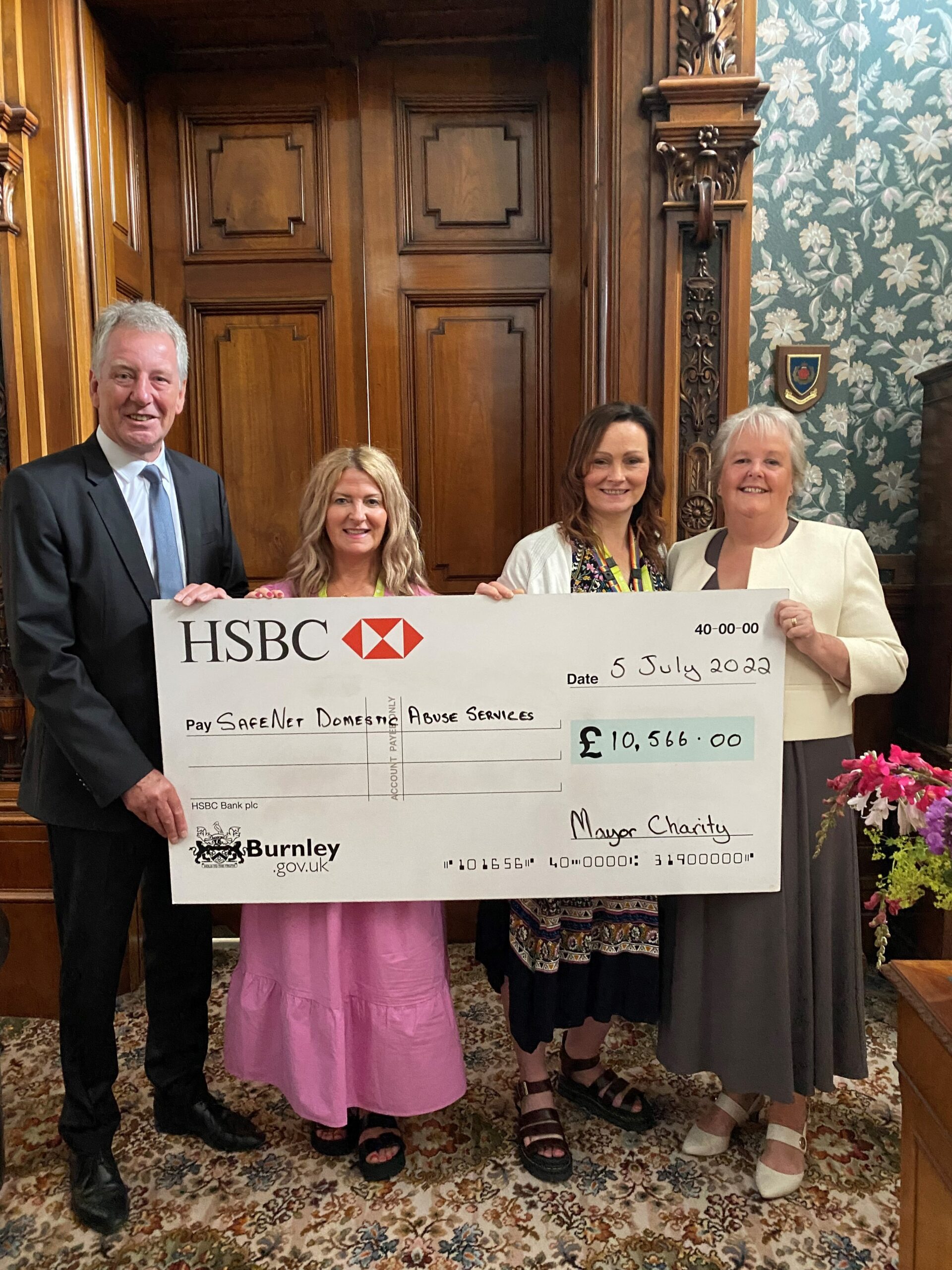 SafeNet Receives Donation as Mayor's chosen Charity - Safenet
